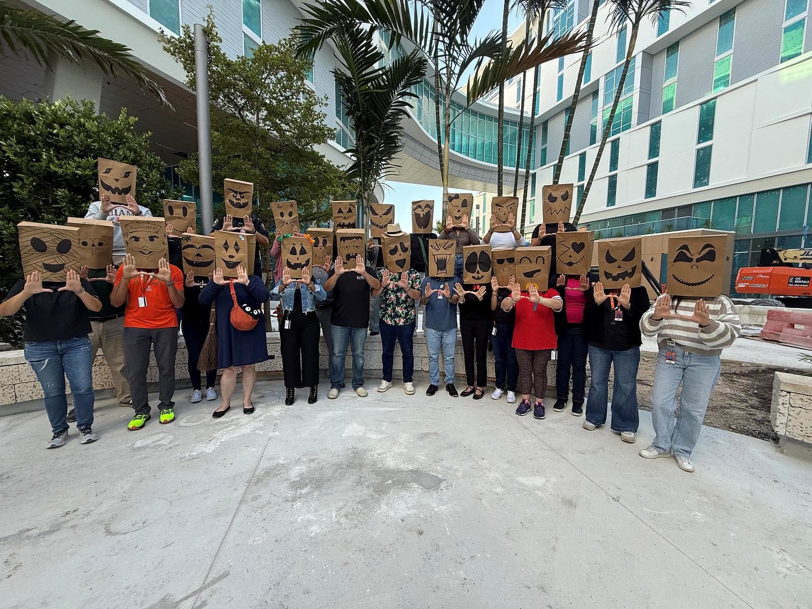 HUB Virtual Costume Contest 2025