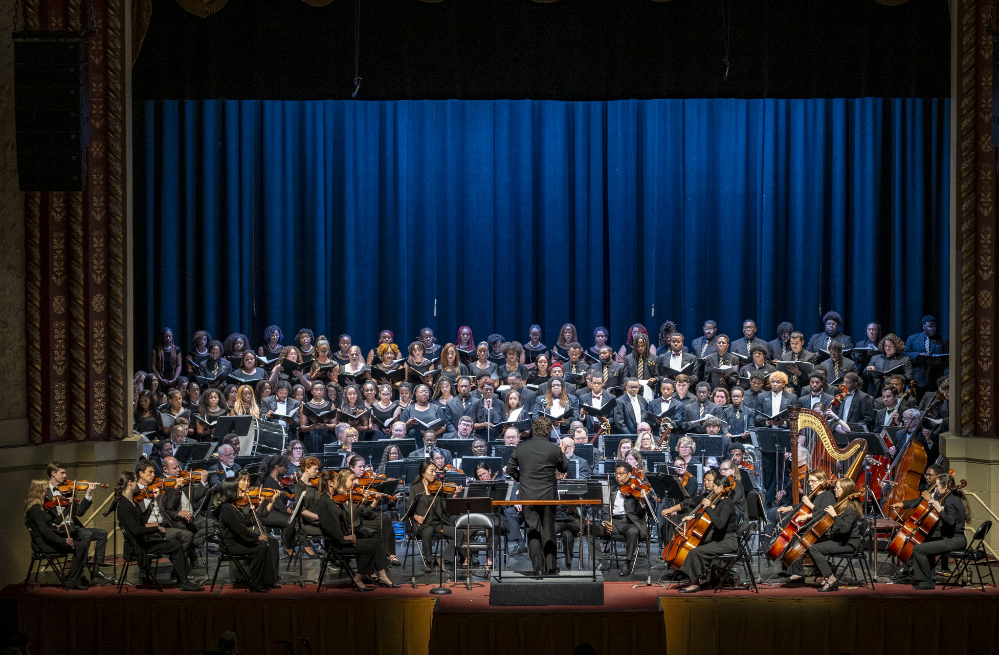 The Alabama State University Choir performs with the Montgomery ...